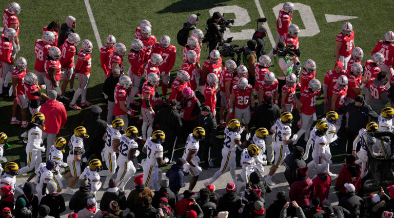 Baker Mayfield on Michigan-Ohio State flag planting: 'Just let the boys play'