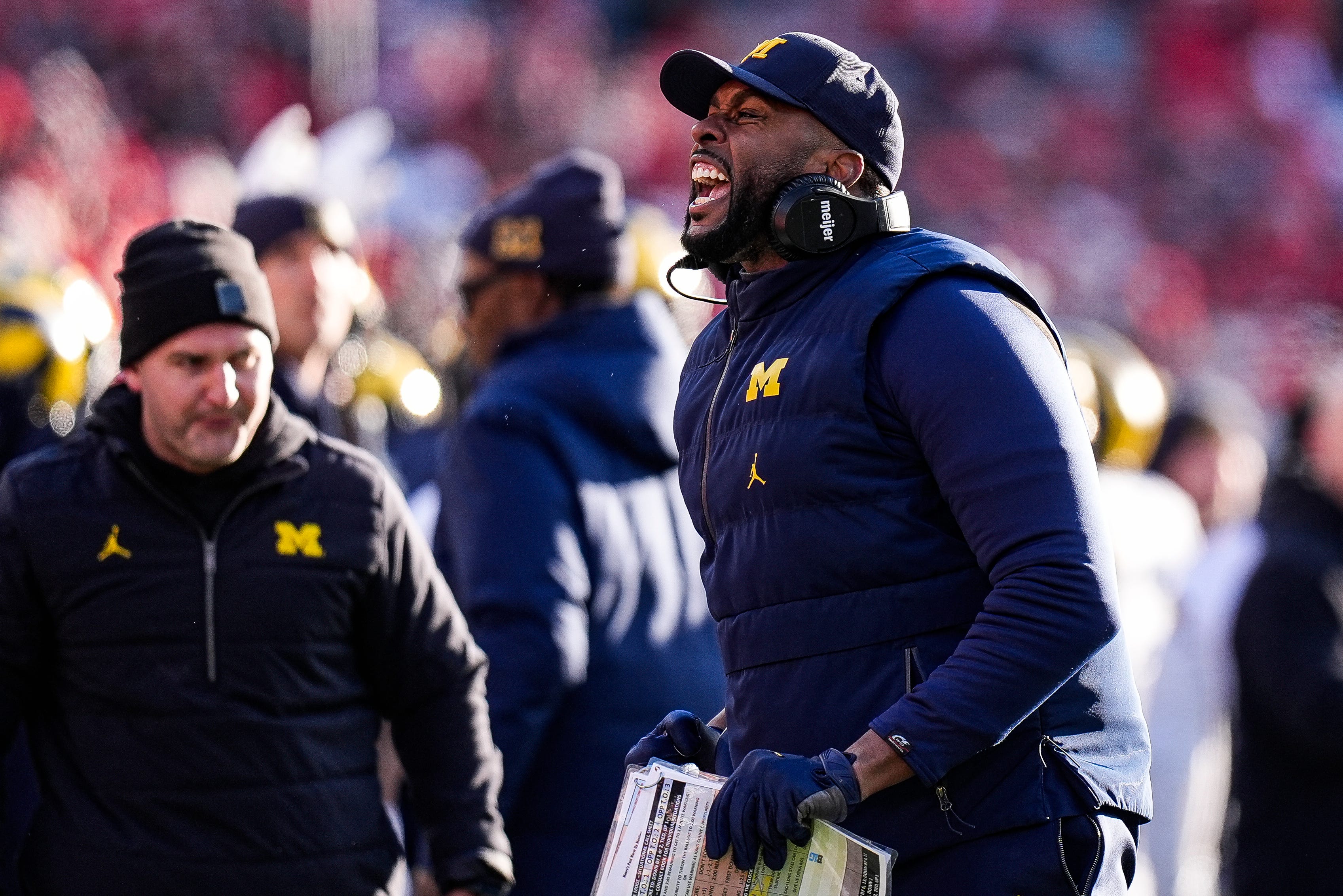 Michigan vs Ohio State football prediction, betting odds