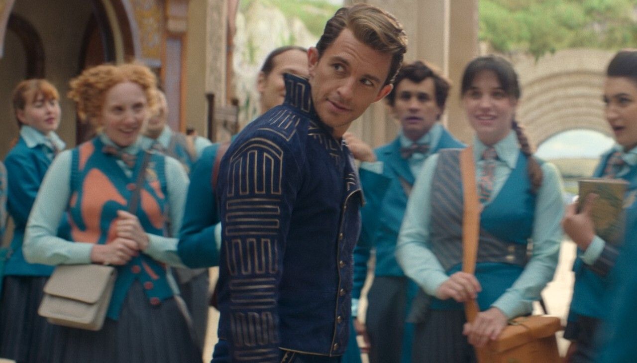 I Didn’t Have Jonathan Bailey Comparing Wicked To ‘Independence Day’ On ...