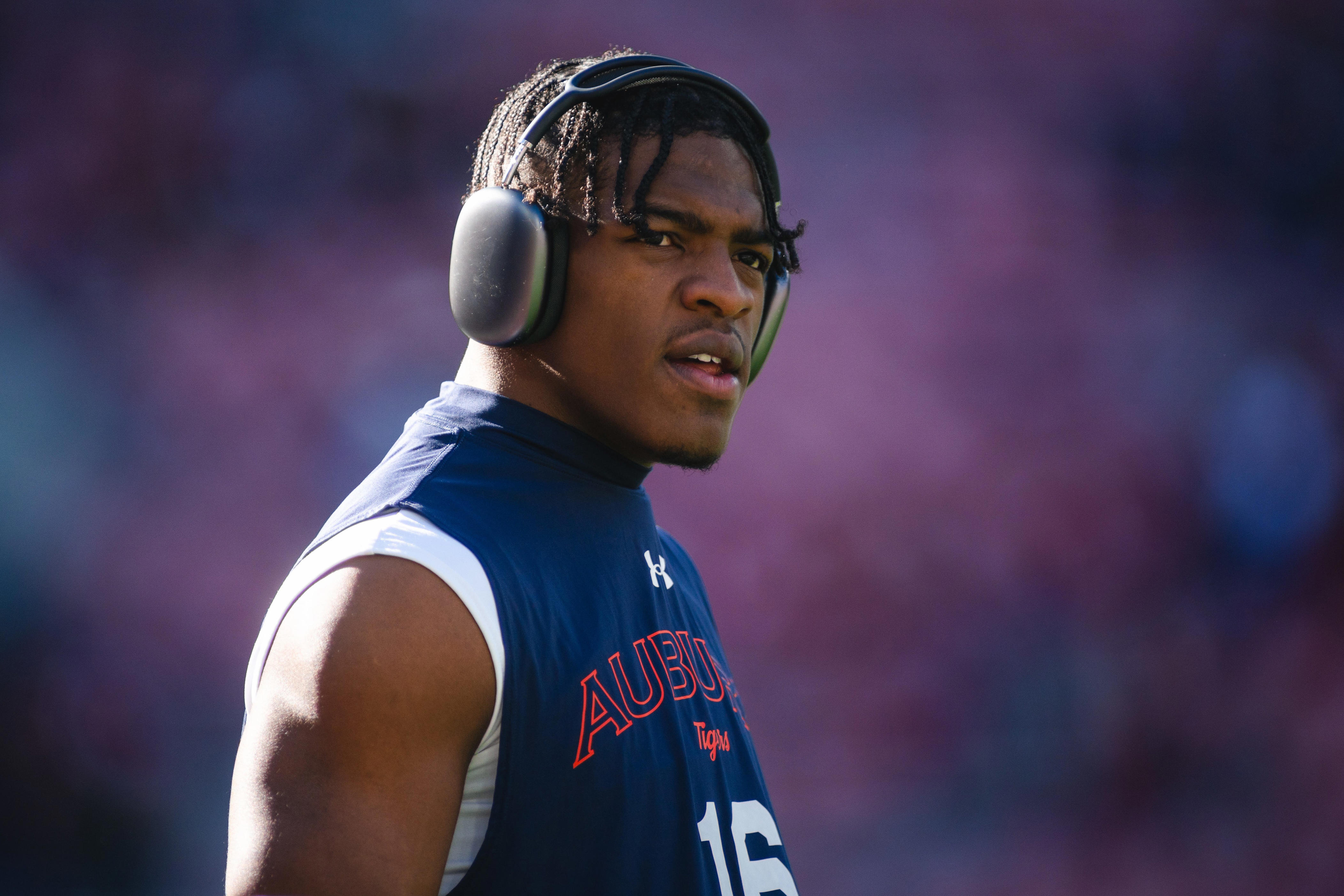 Auburn football linebacker Demarcus Riddick undergoes season-ending ...