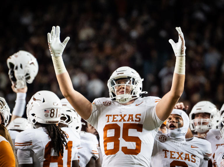 Texas vs Arizona State in CFP bracket: Kickoff time, date for Peach ...