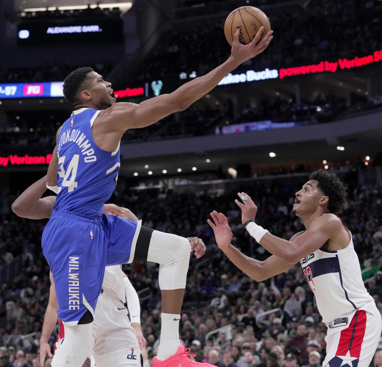 Giannis Antetokounmpo has 42-point triple-double as Bucks top Wizards, 124-114