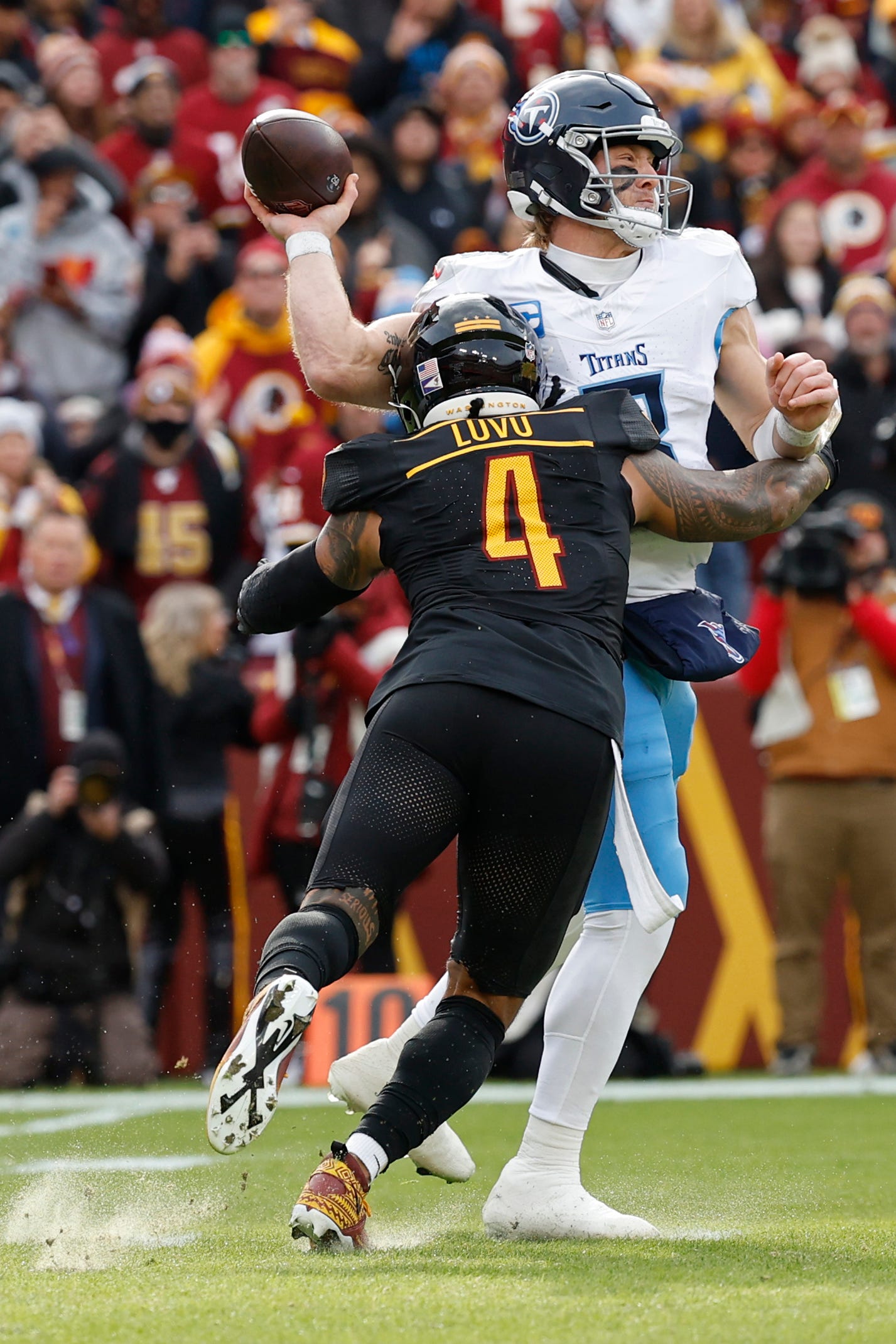 Tennessee Titans vs Commanders score today: Final score, stats ...