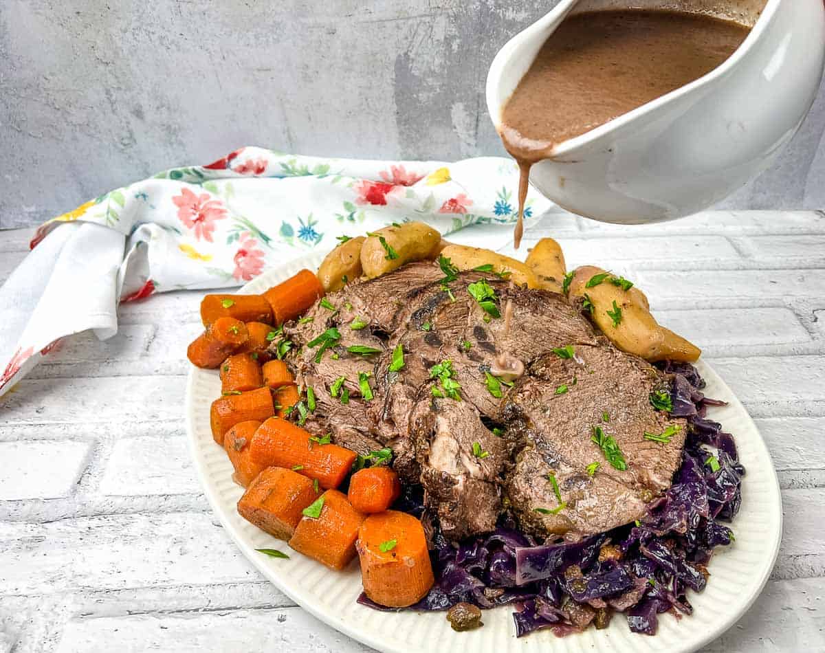 11 Easy Roast Recipes for When You Want Dinner Done Without the Drama