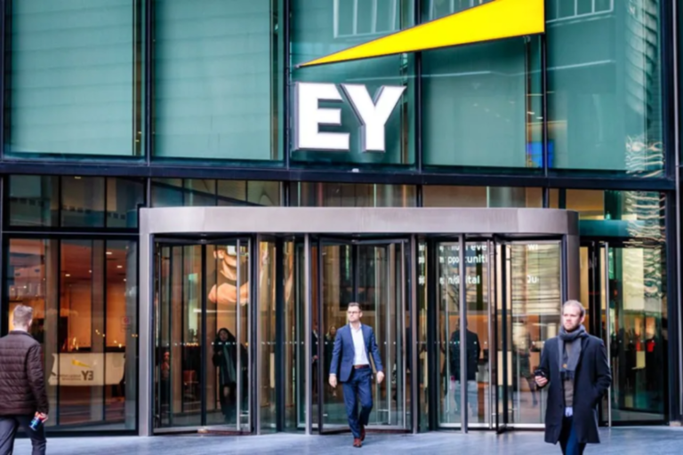 EY planning senior partner mass layoffs – reports