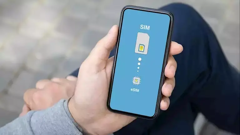 مع قرب طرحها.. ما هي شريحة "eSIM" وهل تعمل على هاتفك؟