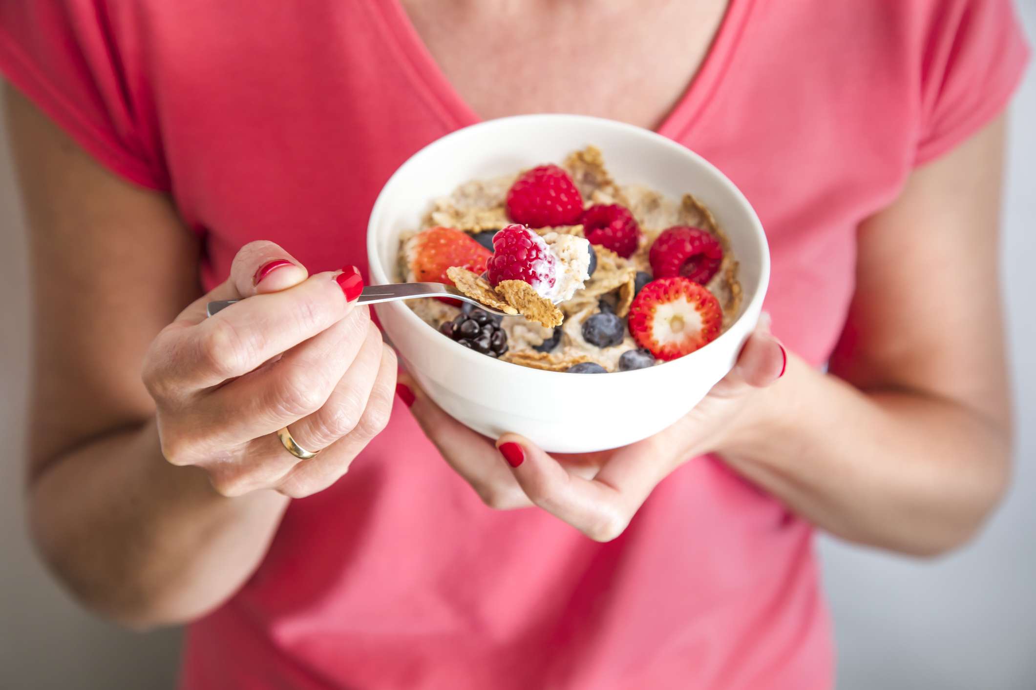 How to relieve symptoms of too much fiber