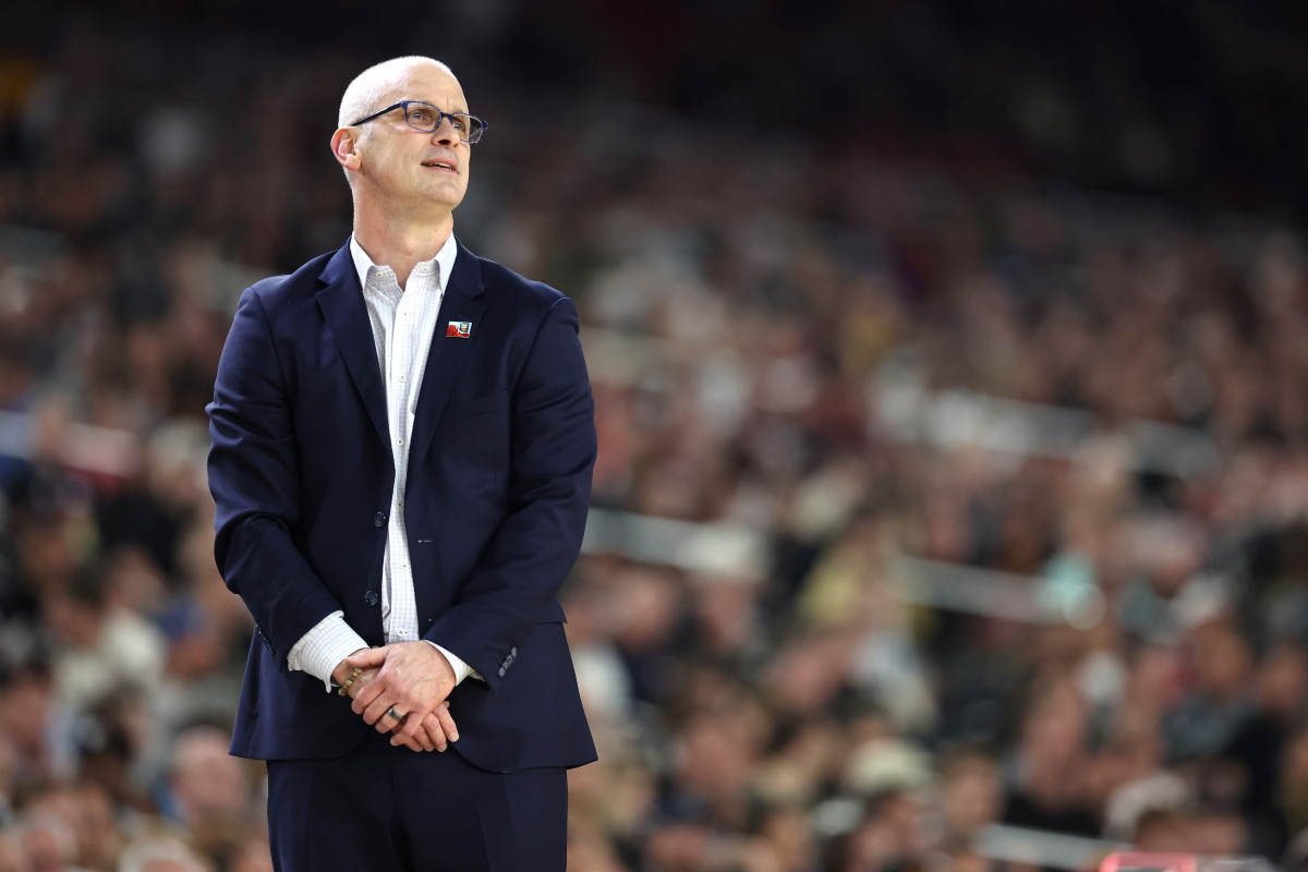 Dan Hurley's Wife Going Viral Amid New York Knicks Rumors