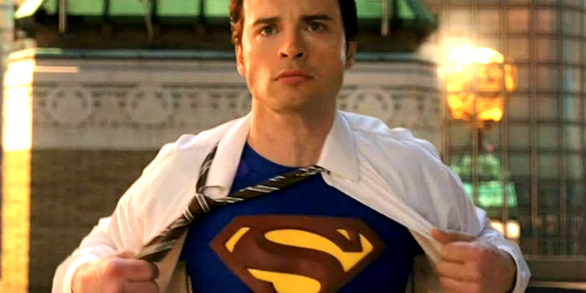 Tom Welling's Older Superman Gets A Futuristic Justice League 3000 ...