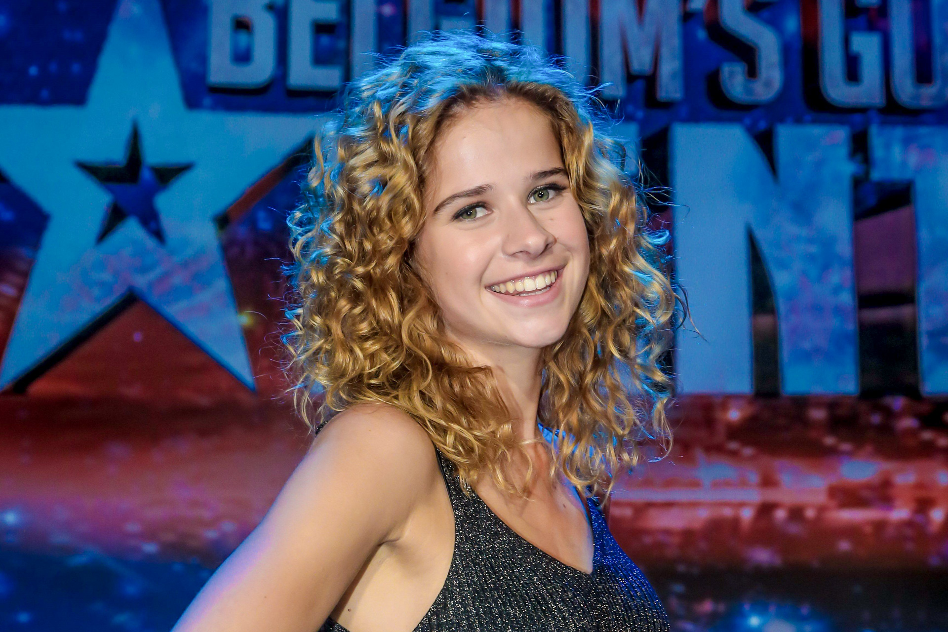 Paniek bij Laura Tesoro: “wat als de mensen dat ontdekken?”