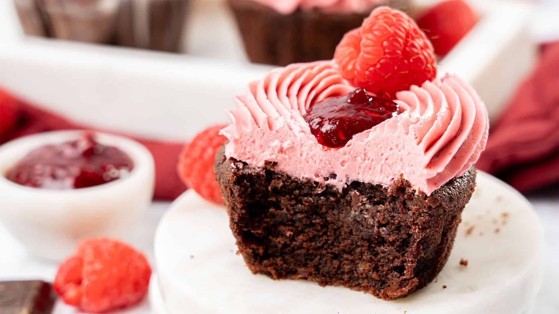 24 hosting desserts so easy, you'll actually have time to enjoy your ...