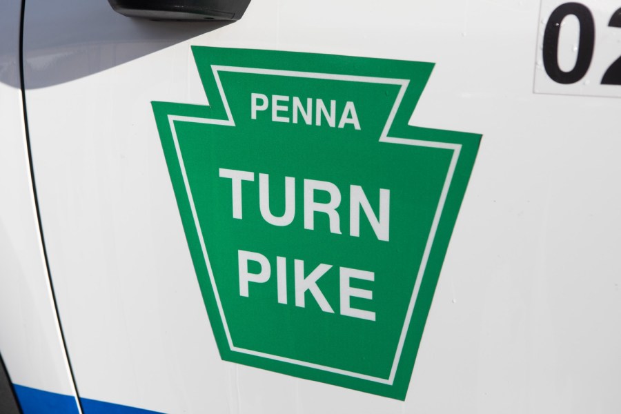 Tire smashes windshield on Pennsylvania Turnpike