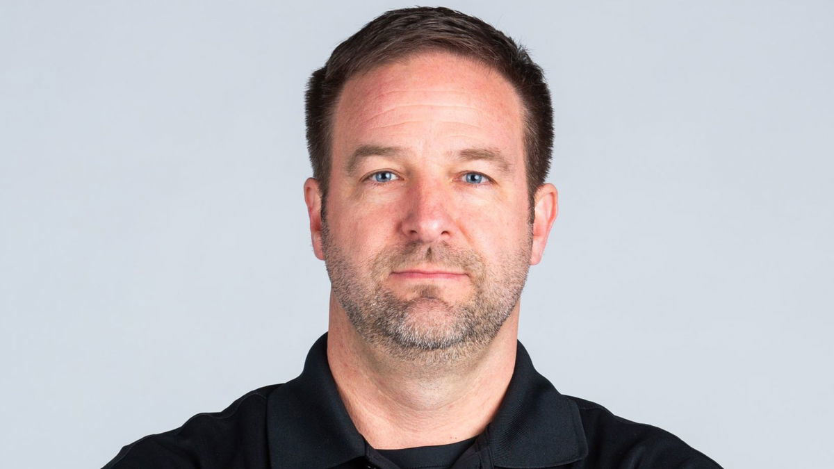 Denny Hamlin Crew Chief – Meet Chris Gayle, the Man Behind JGR’s ... Denny Hamlin Crew Chief – Meet Chris Gayle, the Man Behind JGR’s ...