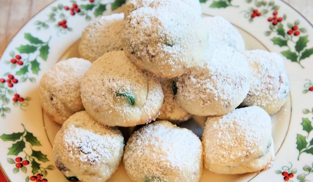 12 Family Favorite Christmas Cookies Recipes