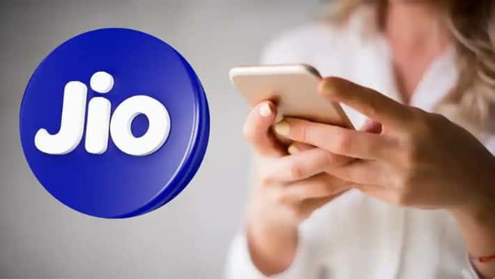 Jio Prepaid Recharge Plans 2025: Jio's 999 plan with 98-day validity ...