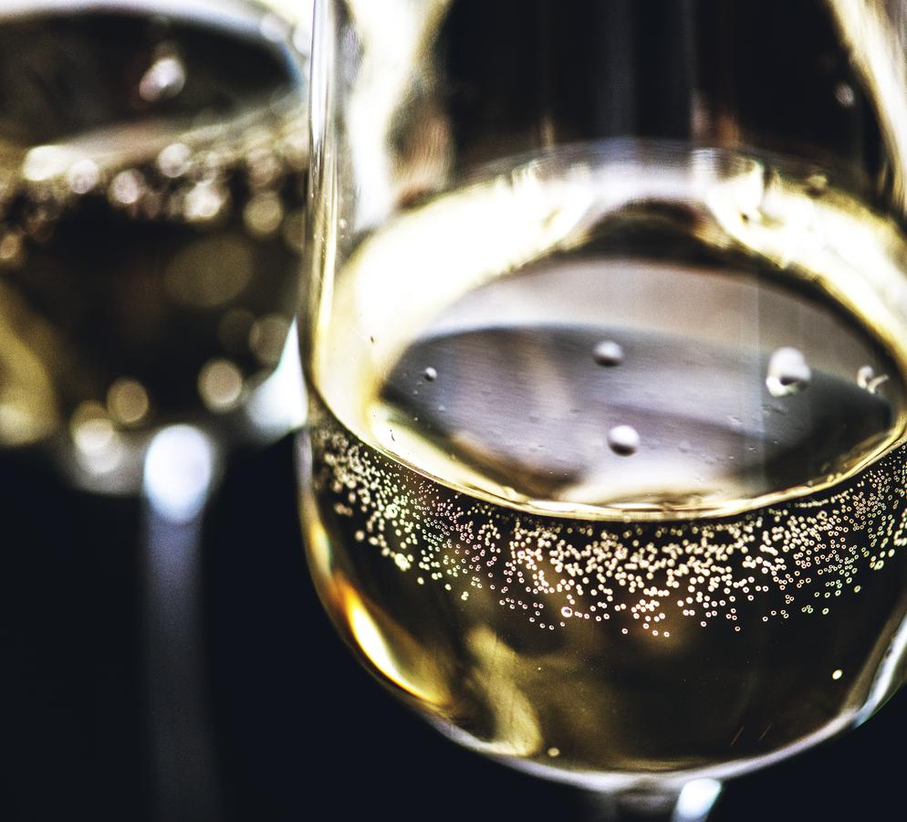 What is Prosecco? Your Guide to the Sexy Italian Fizz
