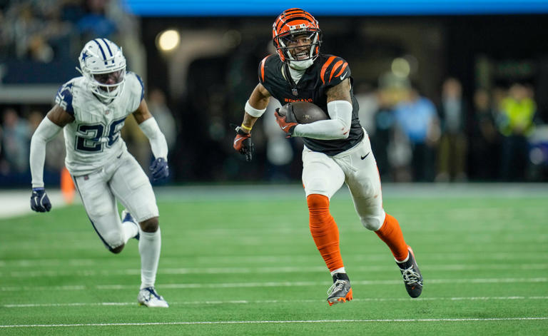 Watch: Bengals' Ja'Marr Chase smashes donut in Joe Burrow's face after win vs Cowboys