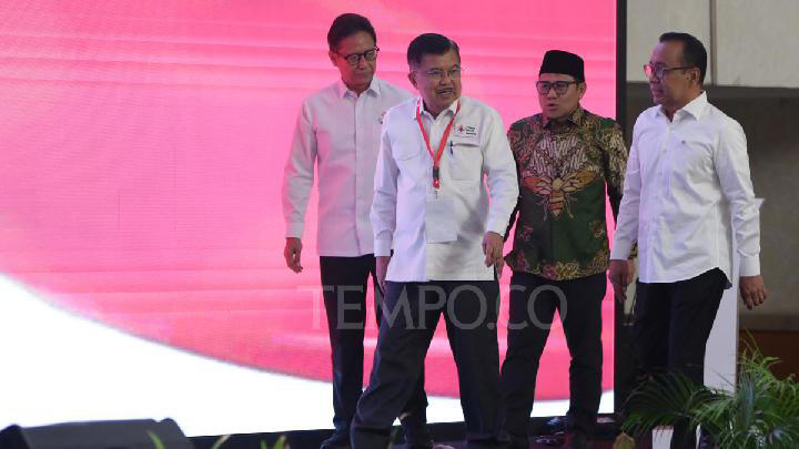 Respons Menko PMK-Menkes soal Perebutan Kursi Ketum PMI antara JK dan ... Respons Menko PMK-Menkes soal Perebutan Kursi Ketum PMI antara JK dan ...