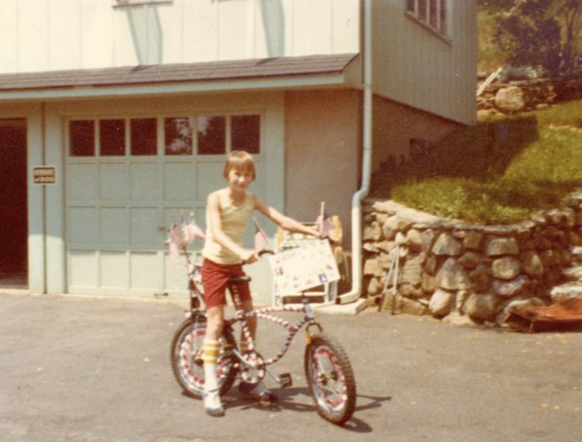 Life in 1976, Seen Through Rose Colored Photos