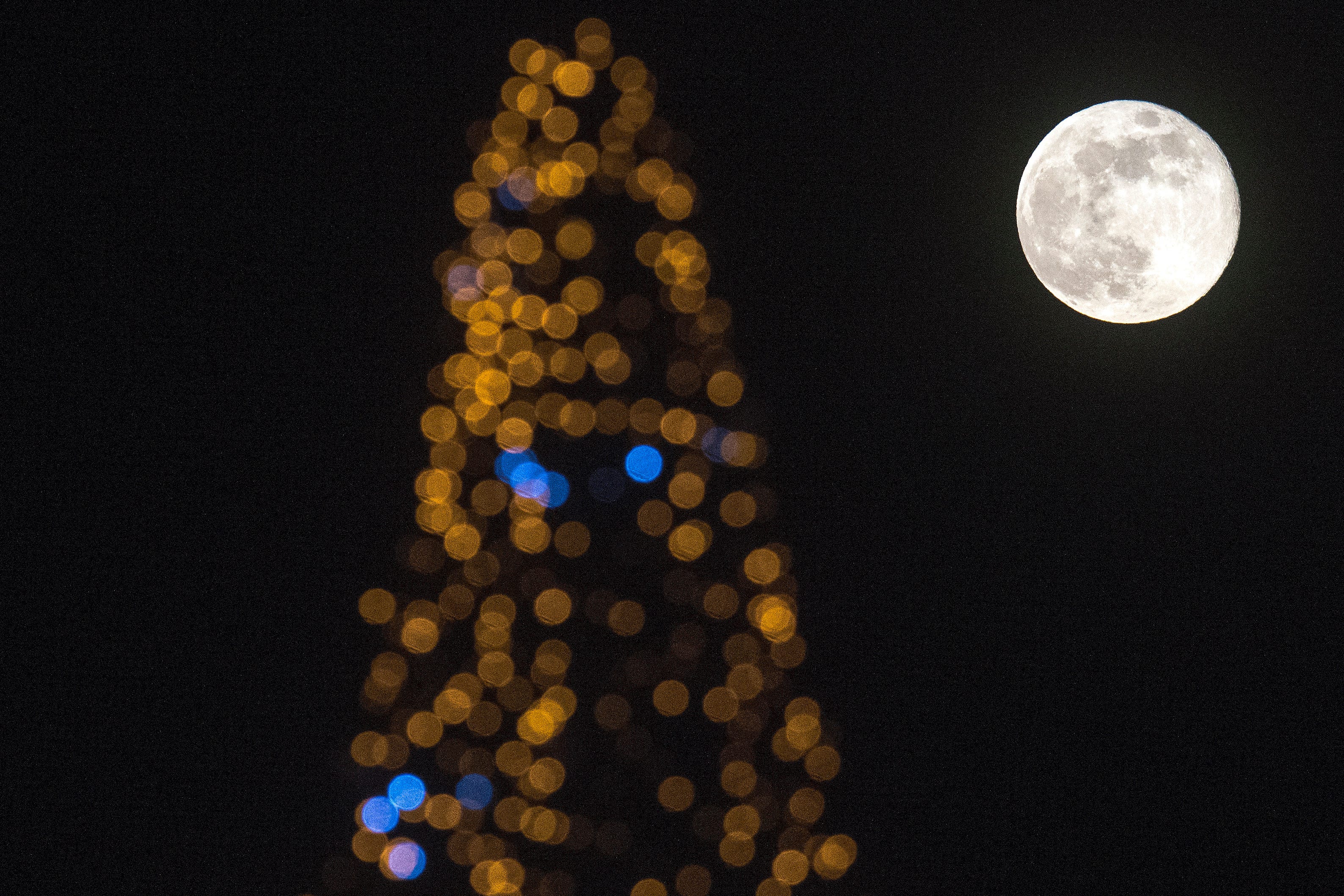 December 2024 full moon: This weekend's 'cold' moon will feature a ...