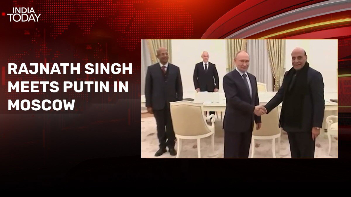 Watch: Rajnath Singh meets Vladimir Putin in Moscow Watch: Rajnath Singh meets Vladimir Putin in Moscow