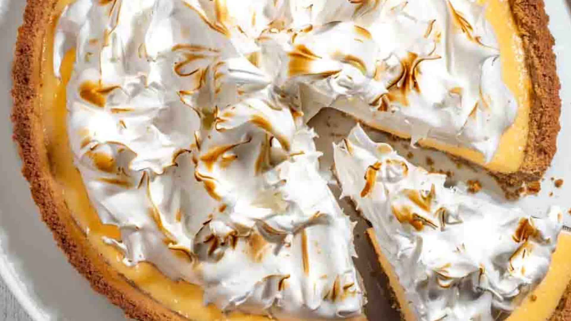 25+ Old Time Dessert Favorites If You're Craving Nostalgic Flavors