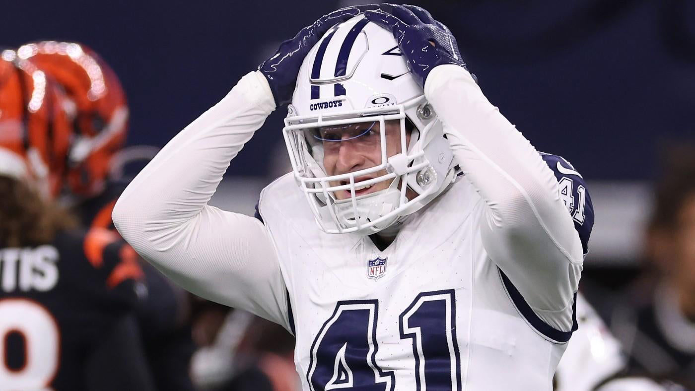 LOOK: Cowboys make massive error after deflected punt, which leads to ... LOOK: Cowboys make massive error after deflected punt, which leads to ...