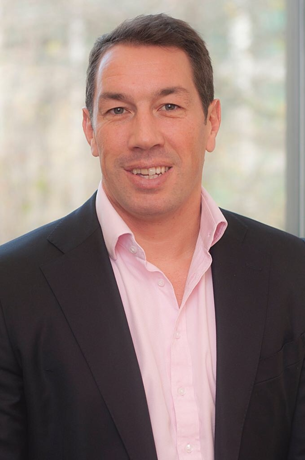 Ex-England rugby player over the limit when he drove into ford, inquest ...