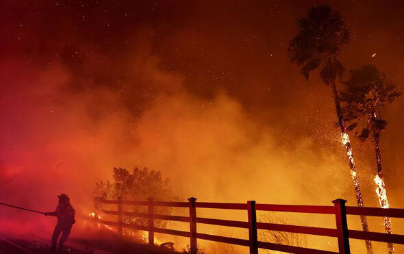 Dick Van Dyke, 98, forced to make harrowing escape amid raging Malibu wildfire