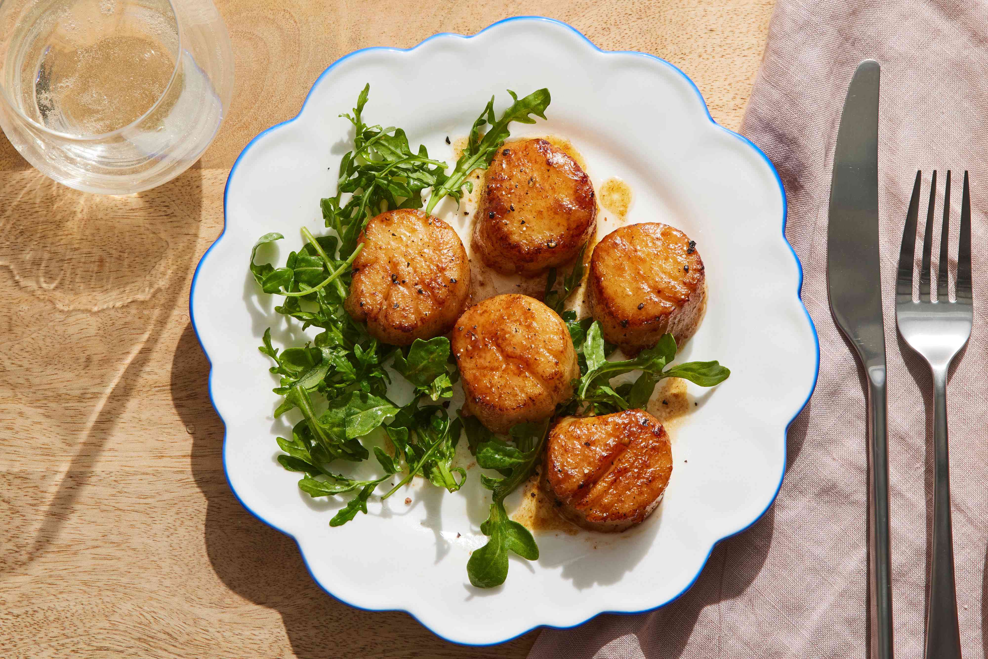 How to Cook Frozen Scallops (or Fresh Ones) in 3 Tasty Ways