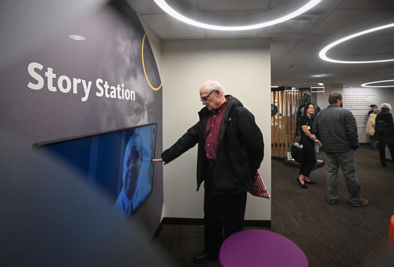 2,000 U-M Sparrow health care workers overwhelmingly authorize strike