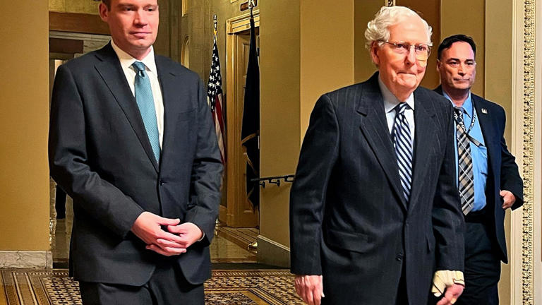 Mitch McConnell falls during Senate Republican lunch Mitch McConnell falls during Senate Republican lunch