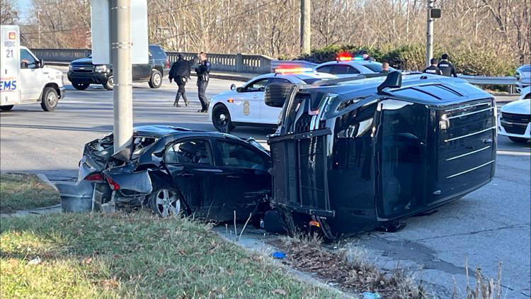 IMPD SWAT officer injured, 4 juveniles arrested after police chase ends ... IMPD SWAT officer injured, 4 juveniles arrested after police chase ends ...