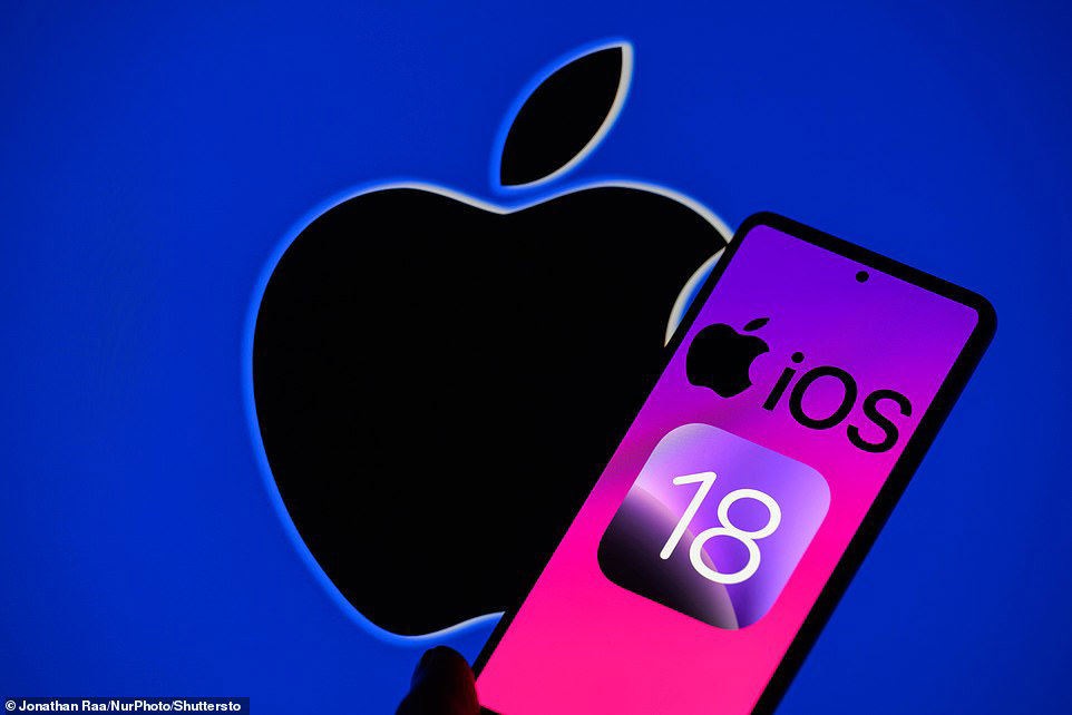 Urgent warning to iPhone users over bug that lets hackers steal data Urgent warning to iPhone users over bug that lets hackers steal data
