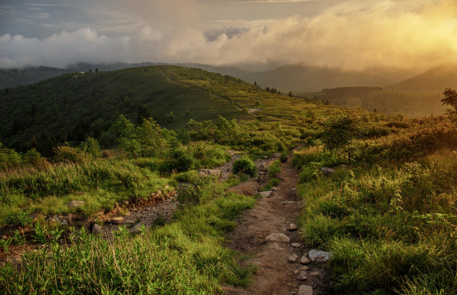 The breathtaking landscapes of America's 11 national trails