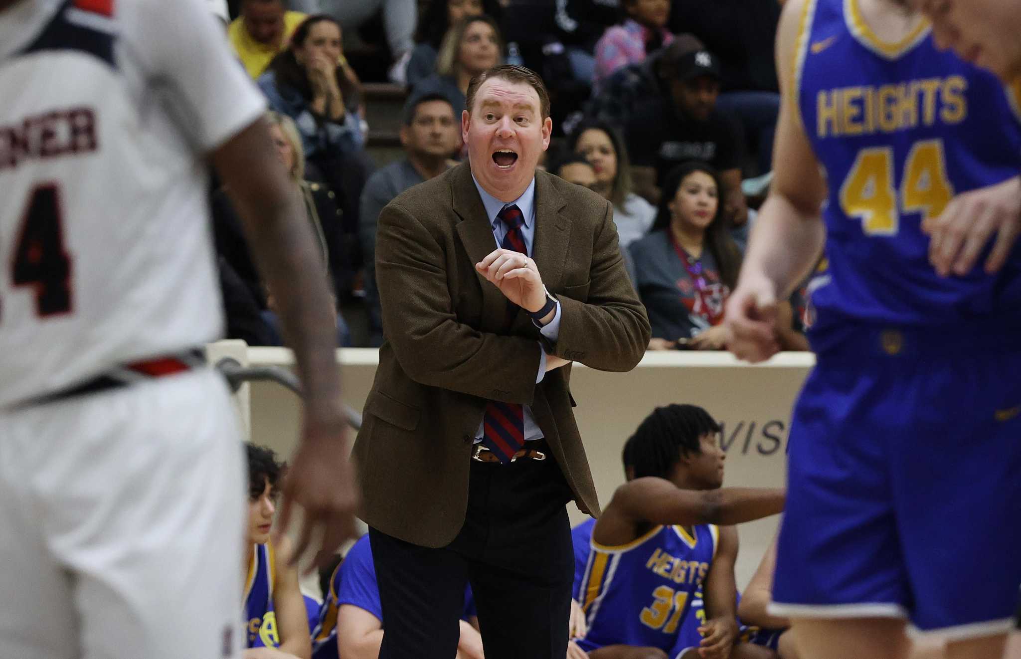 Alamo Heights earns overtime win over Boerne Champion in 26-5A boys ...