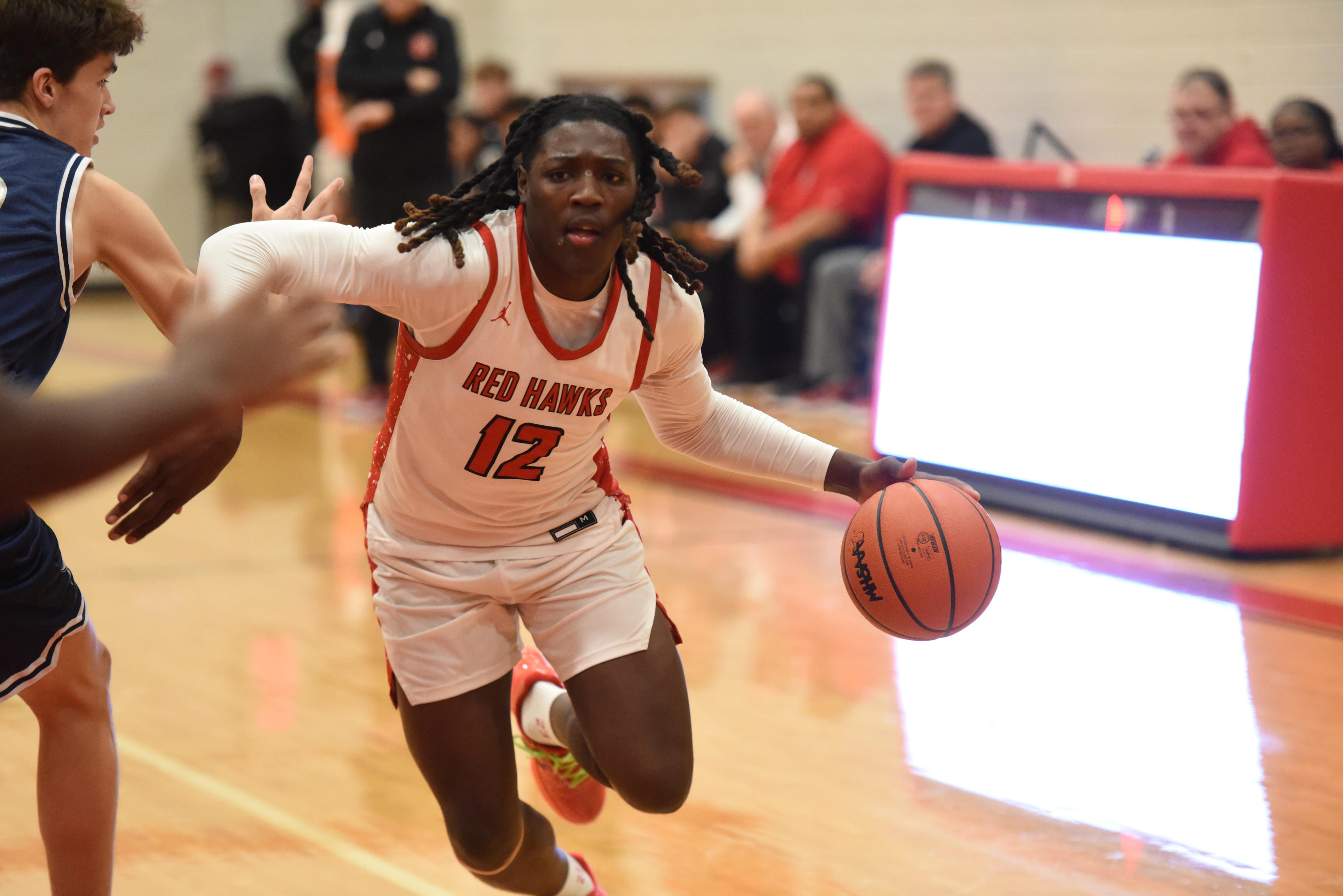 Boys basketball roundup: Jaedyn Carswell scores 30 points in Port Huron ...
