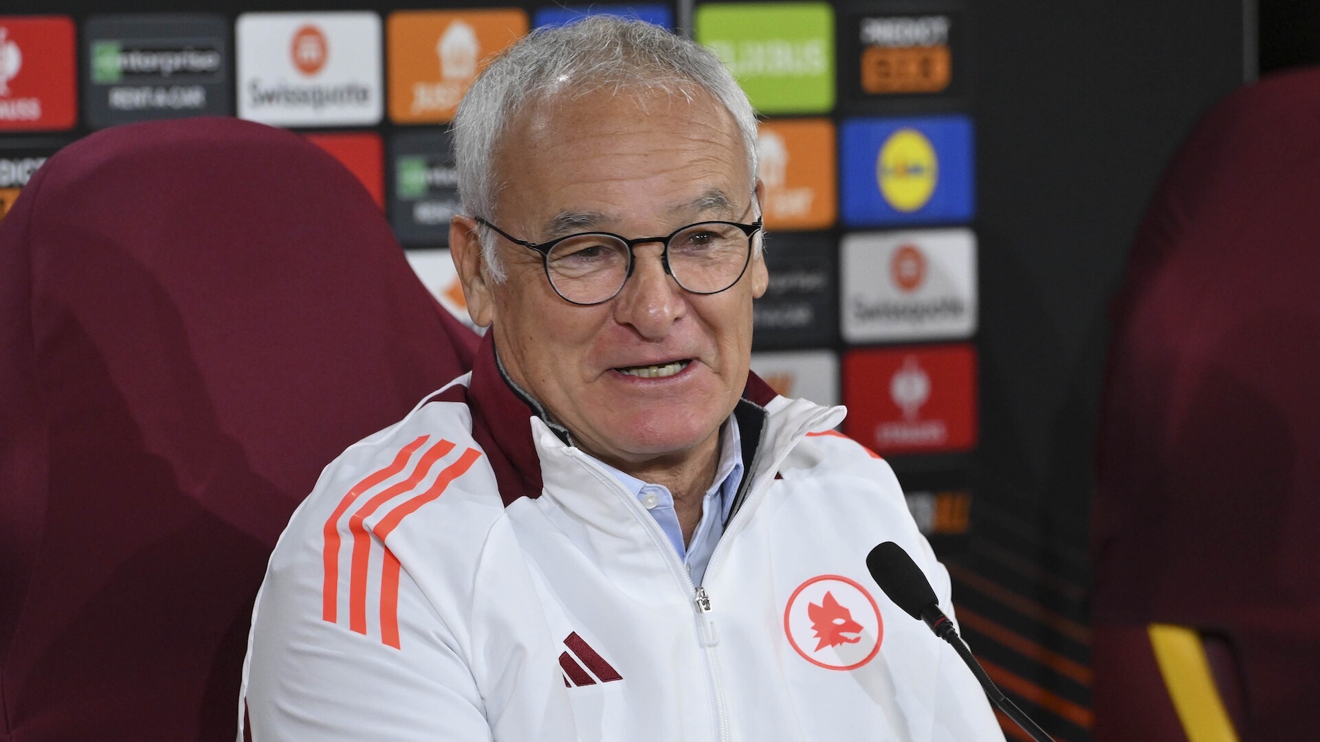 Claudio Ranieri spiazza tutti sul suo futuro in panchina