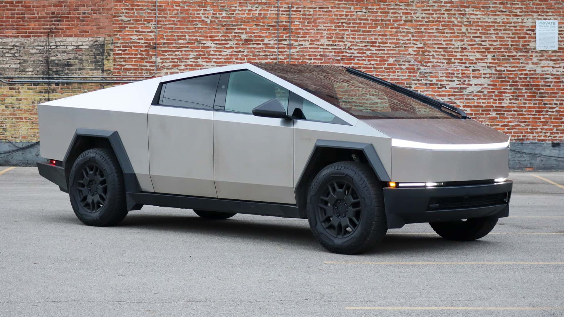 Tesla Cybertruck Sales Fall Dramatically To Their Lowest Level In A Year