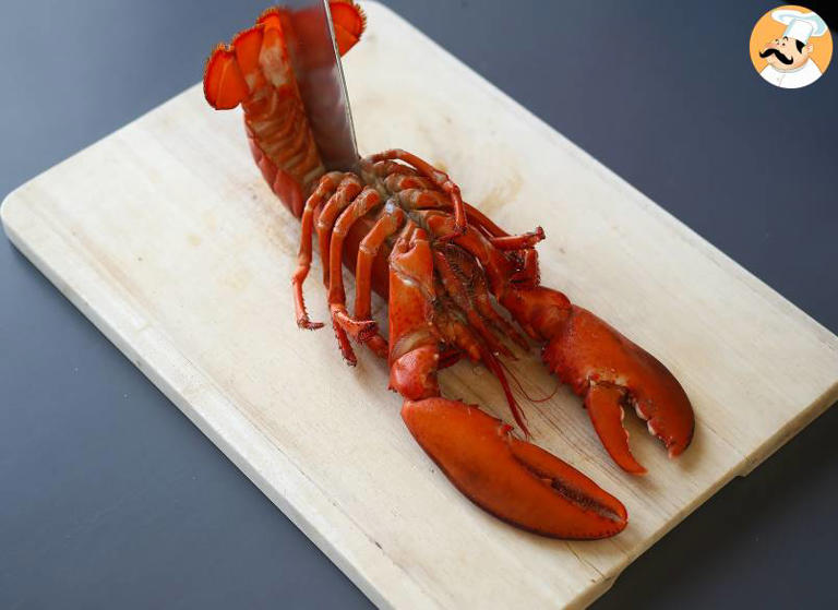 Homard cuit au four en persillade