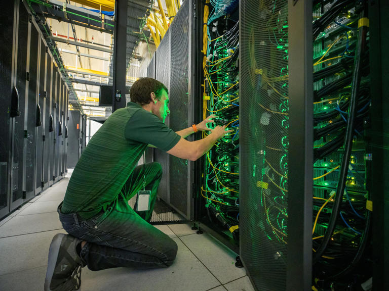 Will The Worlds Fastest Supercomputer Please Stand Up