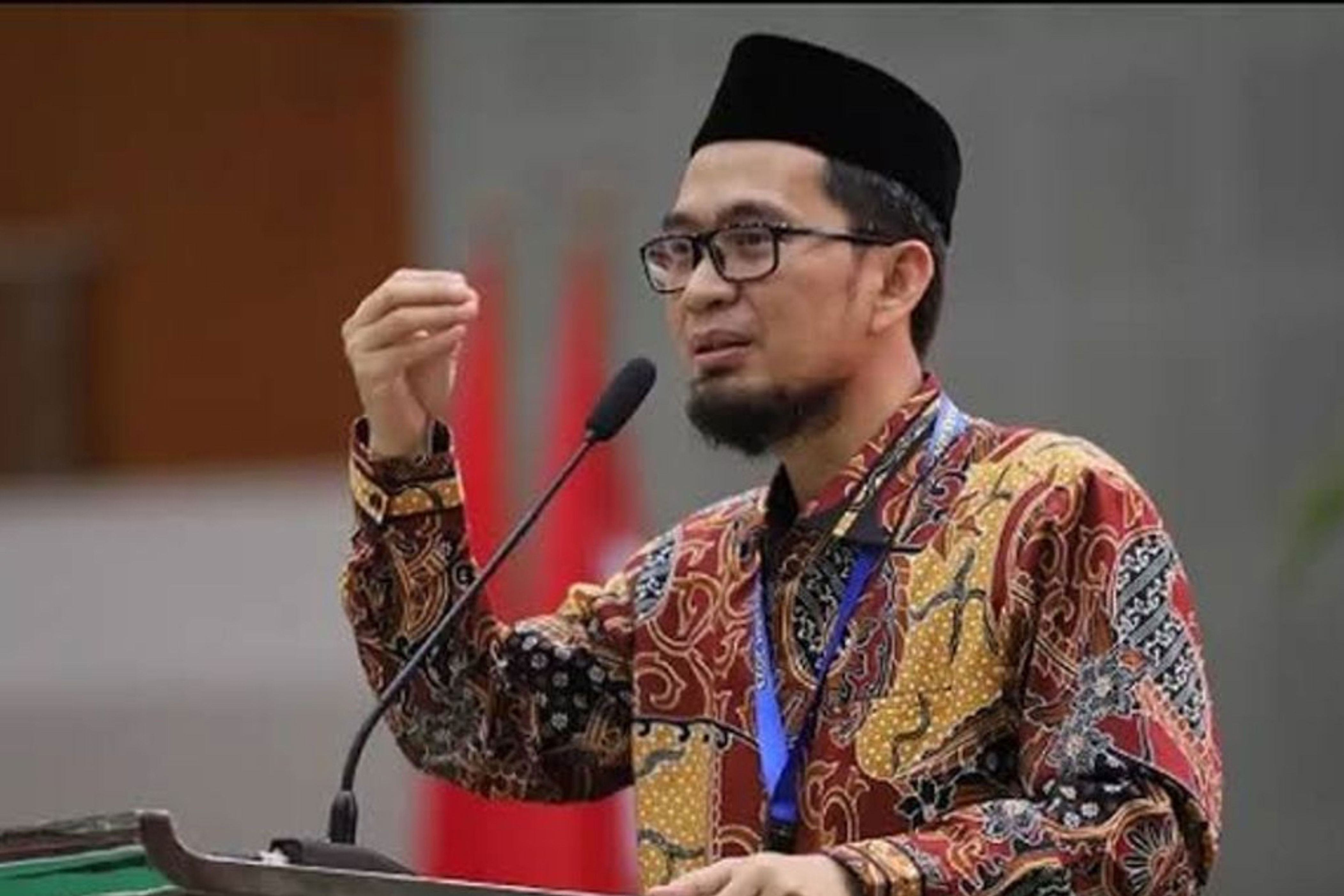 Profil Ustaz Adi Hidayat, yang Digadang Sebagai Calon Pengganti Gus Miftah Profil Ustaz Adi Hidayat, yang Digadang Sebagai Calon Pengganti Gus Miftah