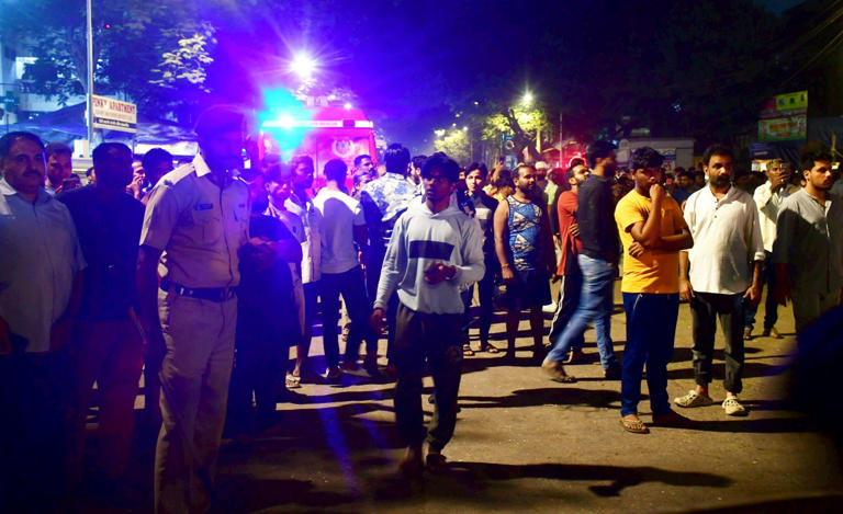 Kurla bus crash: Complaint to human rights panel claims BEST drivers ... Kurla bus crash: Complaint to human rights panel claims BEST drivers ...