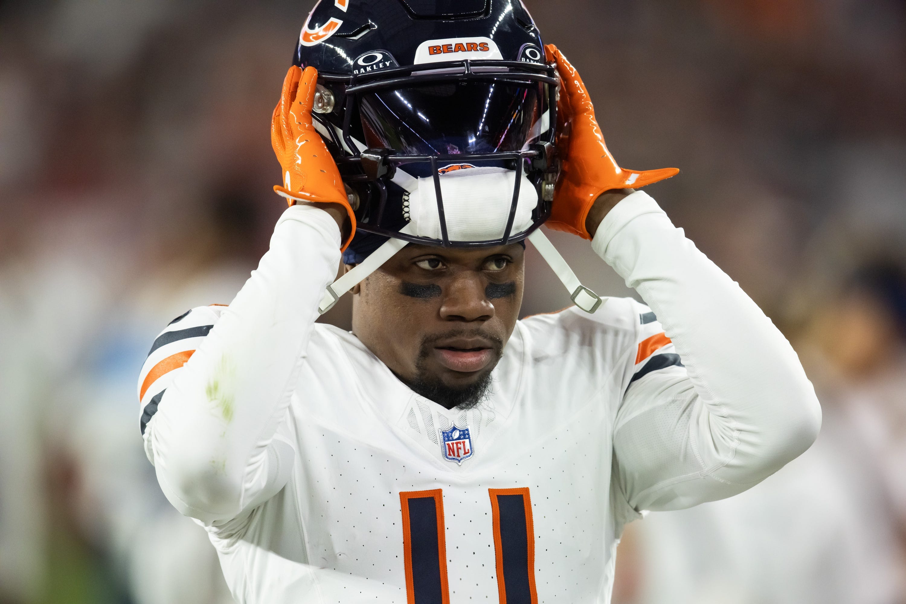 Bears place return specialist DeAndre Carter on injured reserve