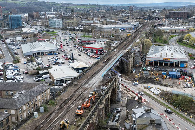 Drivers warned as major Huddersfield road set to shut within weeks Drivers warned as major Huddersfield road set to shut within weeks