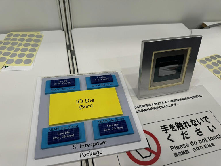 富士通展示Monaka：运用Chiplets技术制造的144核Arm CPU