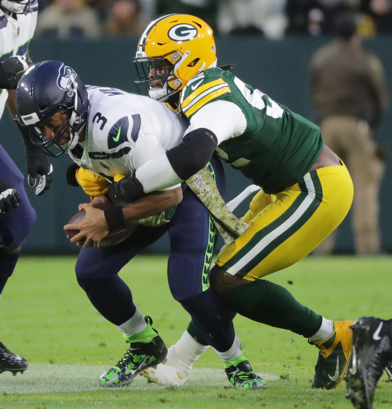 Tickets for Packers-Vikings game get more expensive as both teams keep ...