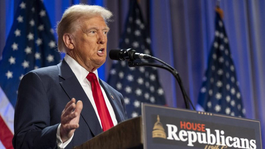 Trump backs dockworkers’ union preparing to strike over automation Trump backs dockworkers’ union preparing to strike over automation