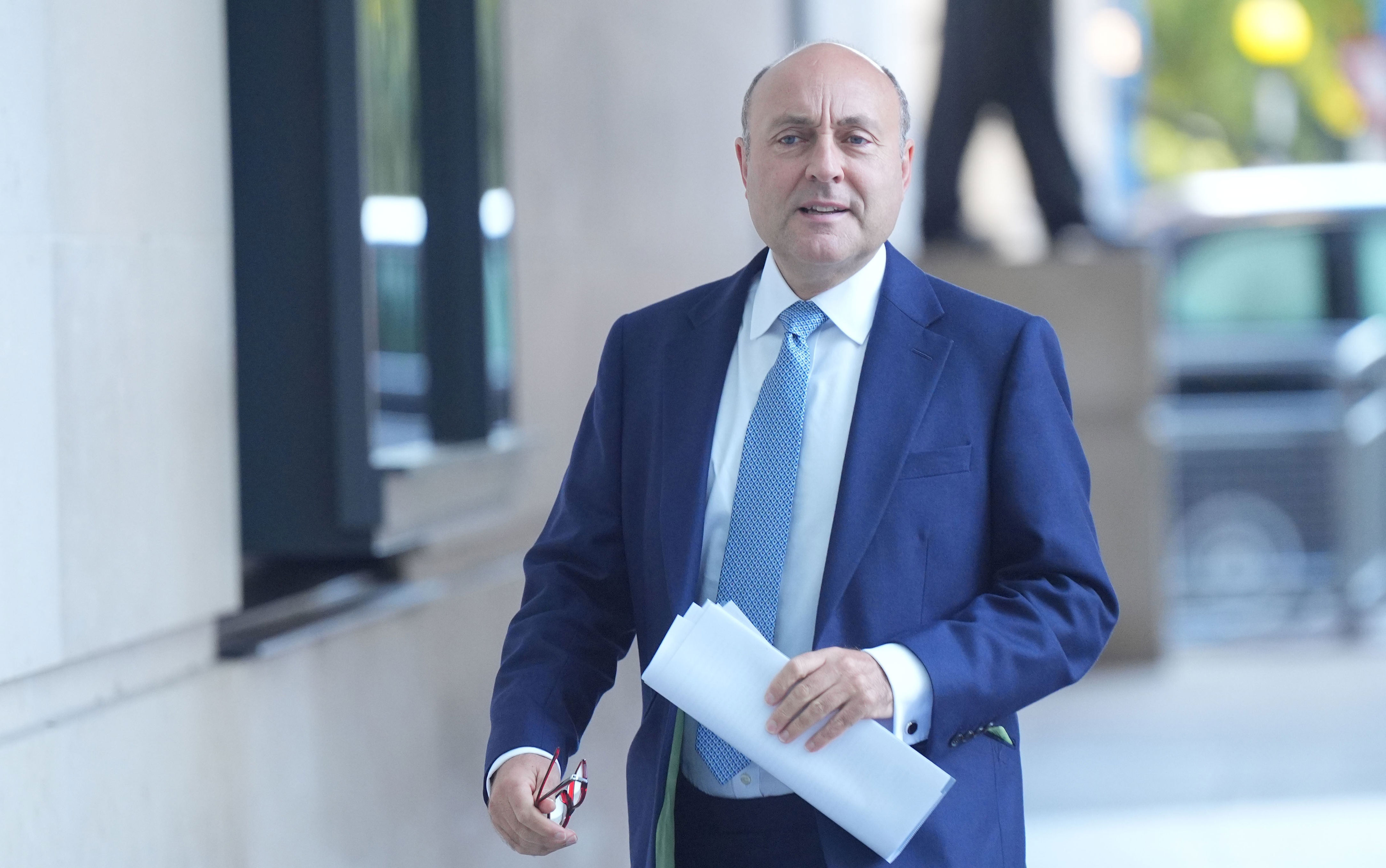 Pressure ramps up on Reeves as damning report suggests businesses set ...