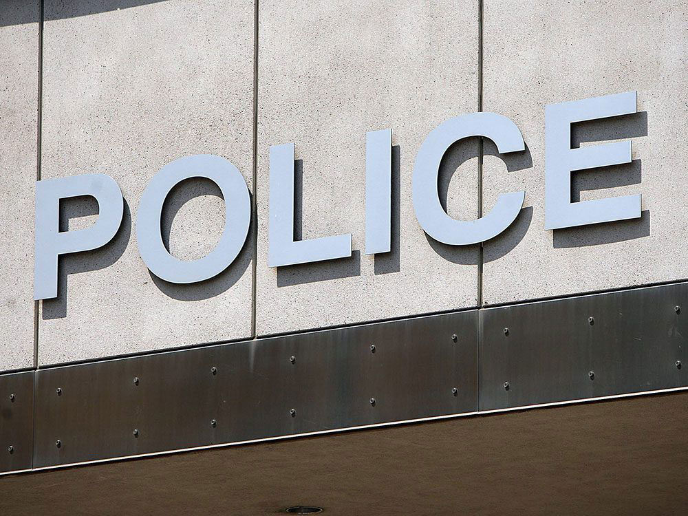 Windsor police nab suspect accused of choking store employee for cigarettes Windsor police nab suspect accused of choking store employee for cigarettes